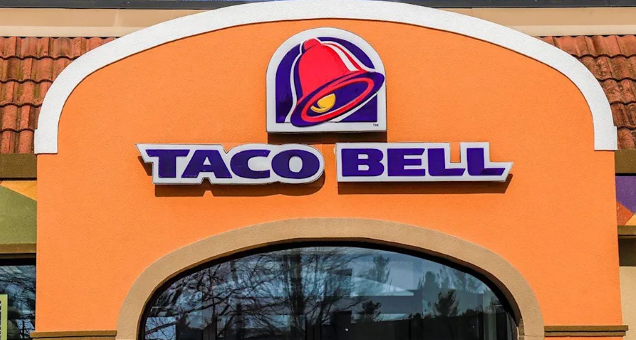 Taco Bell’s Futuristic Drive-Thru Concept – Game Break
