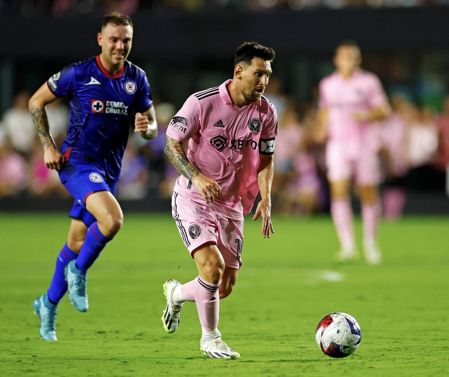 Lionel Messi Scores Game-Winning Goal! – Game Break